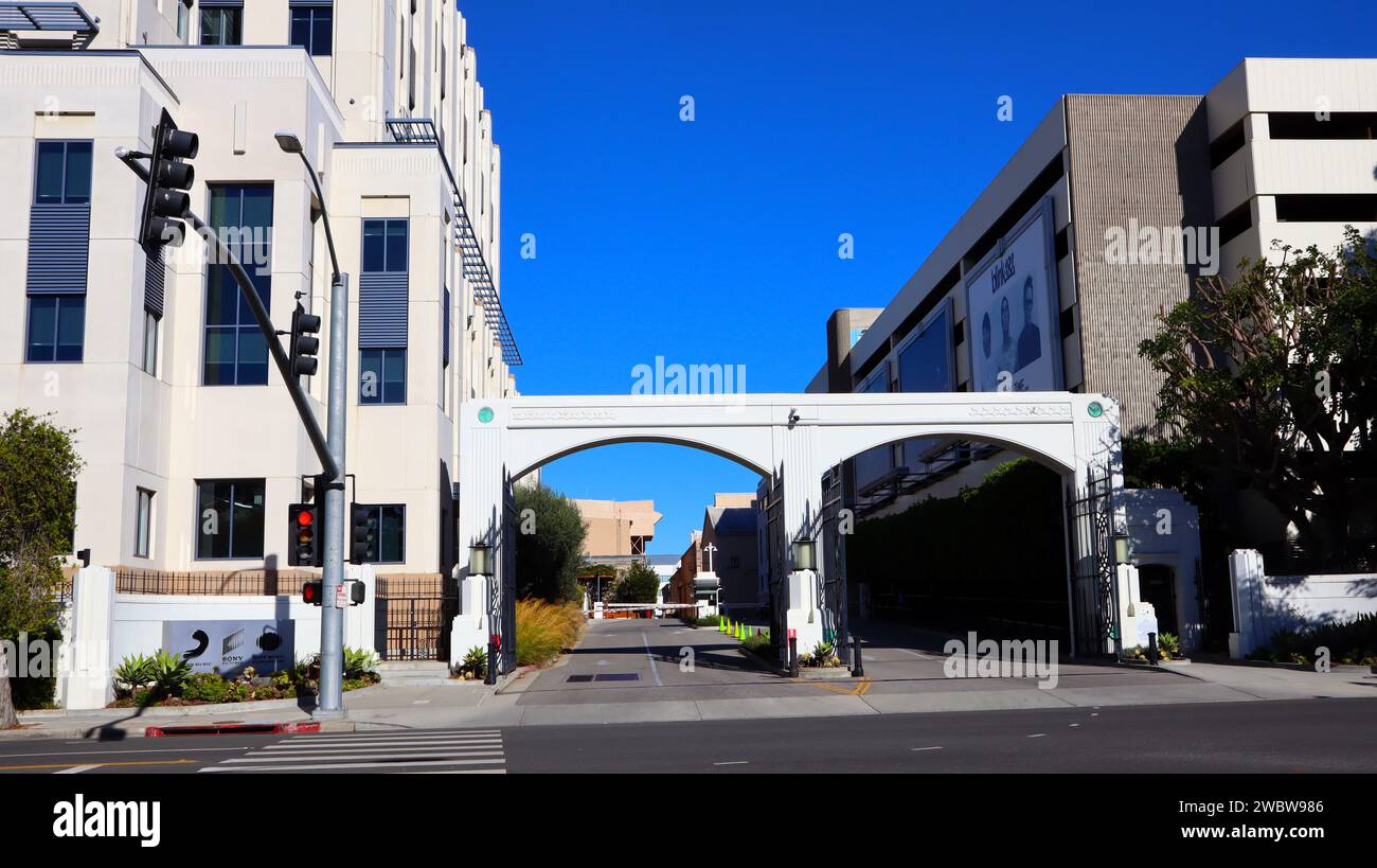 Film studio complex hi-res stock photography and images - Alamy