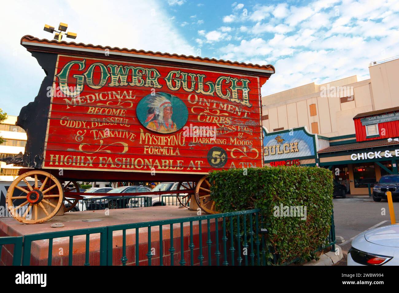 Los Angeles, California: Gower Gulch, vintage western medicine show ...