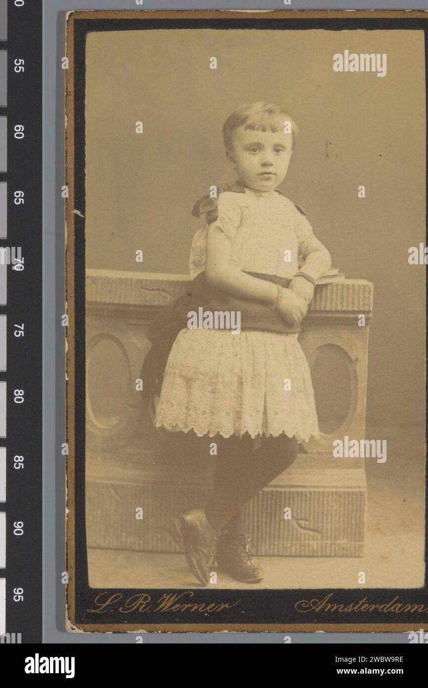 Portrait of an unknown child, Louis Robert Werner, 1878 - 1886 ...