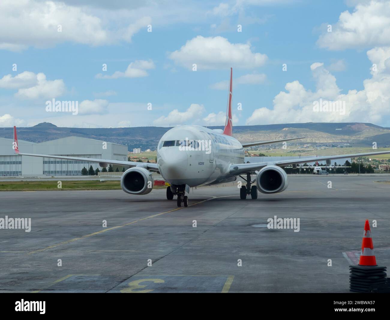 Turkish Airlines Boeing 737-800 TC-JVG at Erkilet International Airport ...