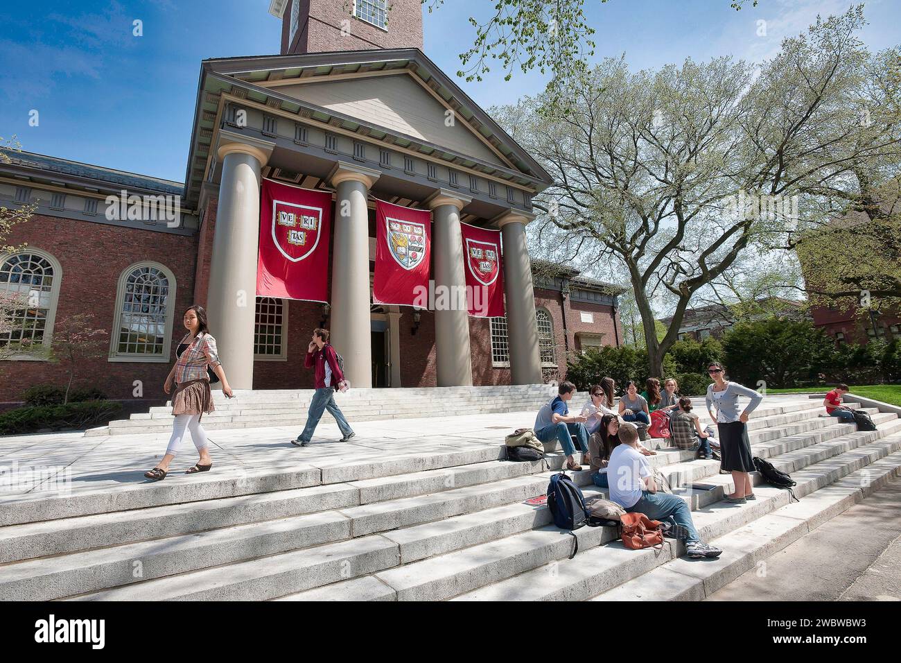 Cambridge, Massachusetts, USA, Steps of Memorial Church in Harvard Yard ...