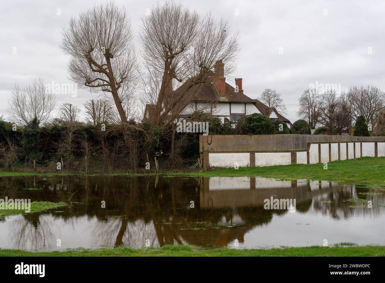 Dorney, UK. 12th January, 2024. Flooding on farmland at Dorney Common ...