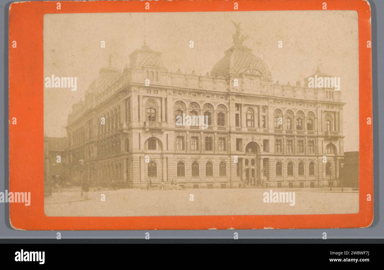 Palace in a city, Anonymous, 1854 - 1885 Photograph. visit card paper ...