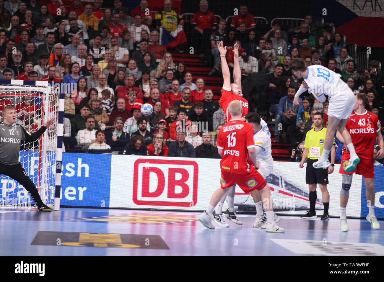 Jonas patzel hi-res stock photography and images - Alamy