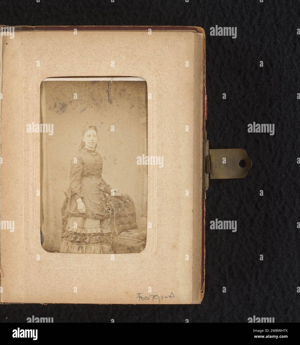 Portrait of a standing woman, William Hobbs, 1860 - 1885 Photograph ...