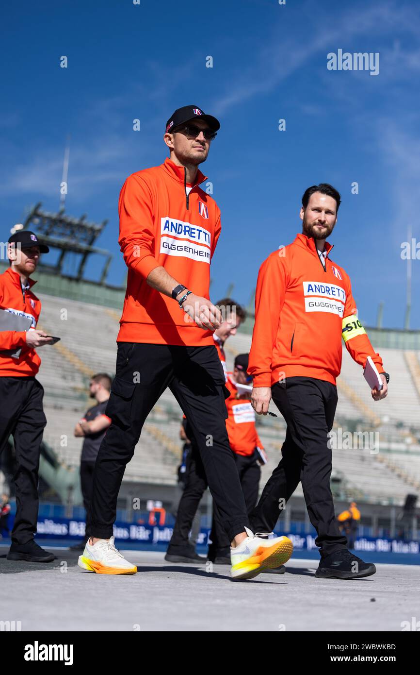 DENNIS Jake (gbr), Andretti Global, Porsche 99X Electric, portrait ...