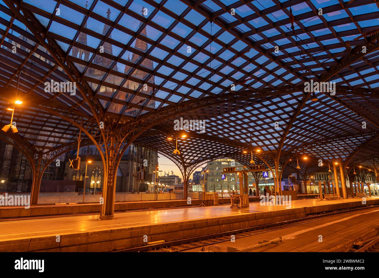 3-day strike by the railway union GDL, only very few local and long ...