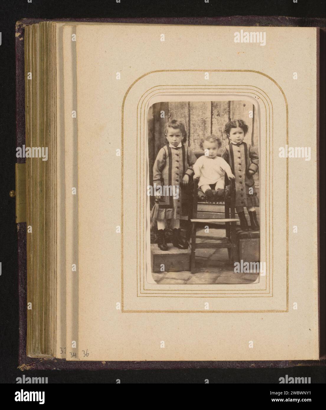 Children 1860 1900 hi-res stock photography and images - Alamy