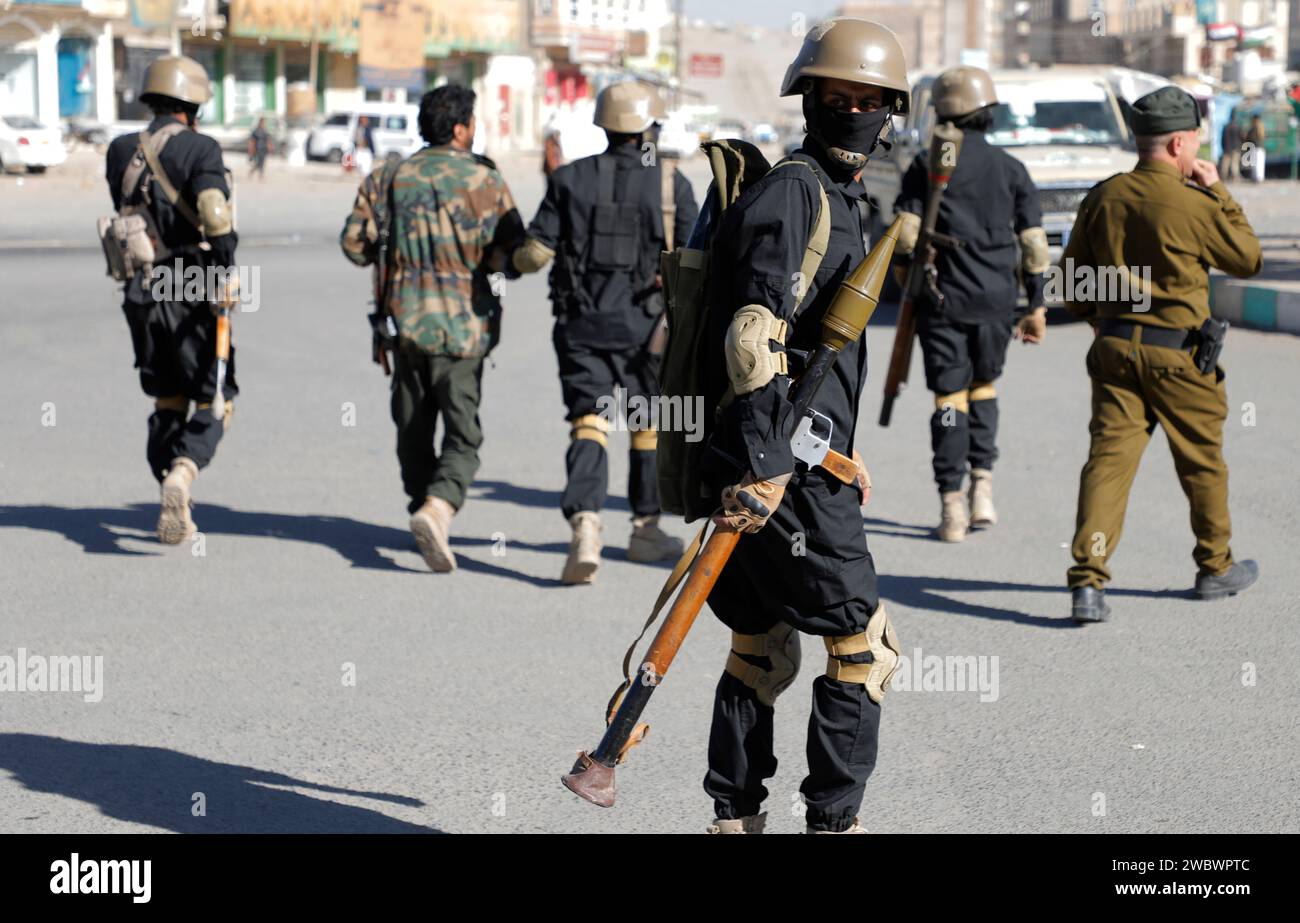 Sanaa, Sanaa, Yemen. 11th Jan, 2024. Houthi troopers walk during ...
