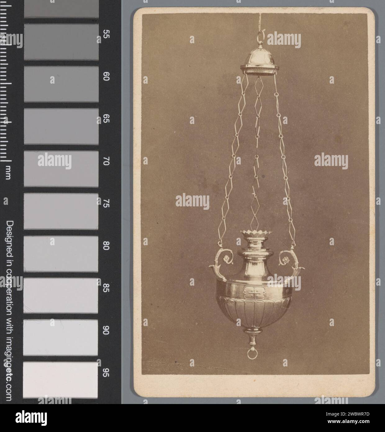 Godslamp, Giacomo Brogi, 1865 - 1881 Photograph. visit card Florence ...