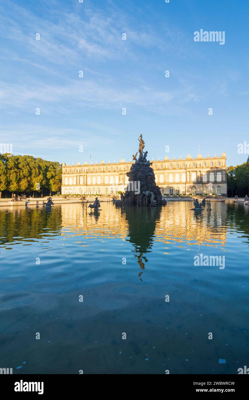 Chiemsee: palace Neues Schloss Herrenchiemsee Castle, formal garden ...
