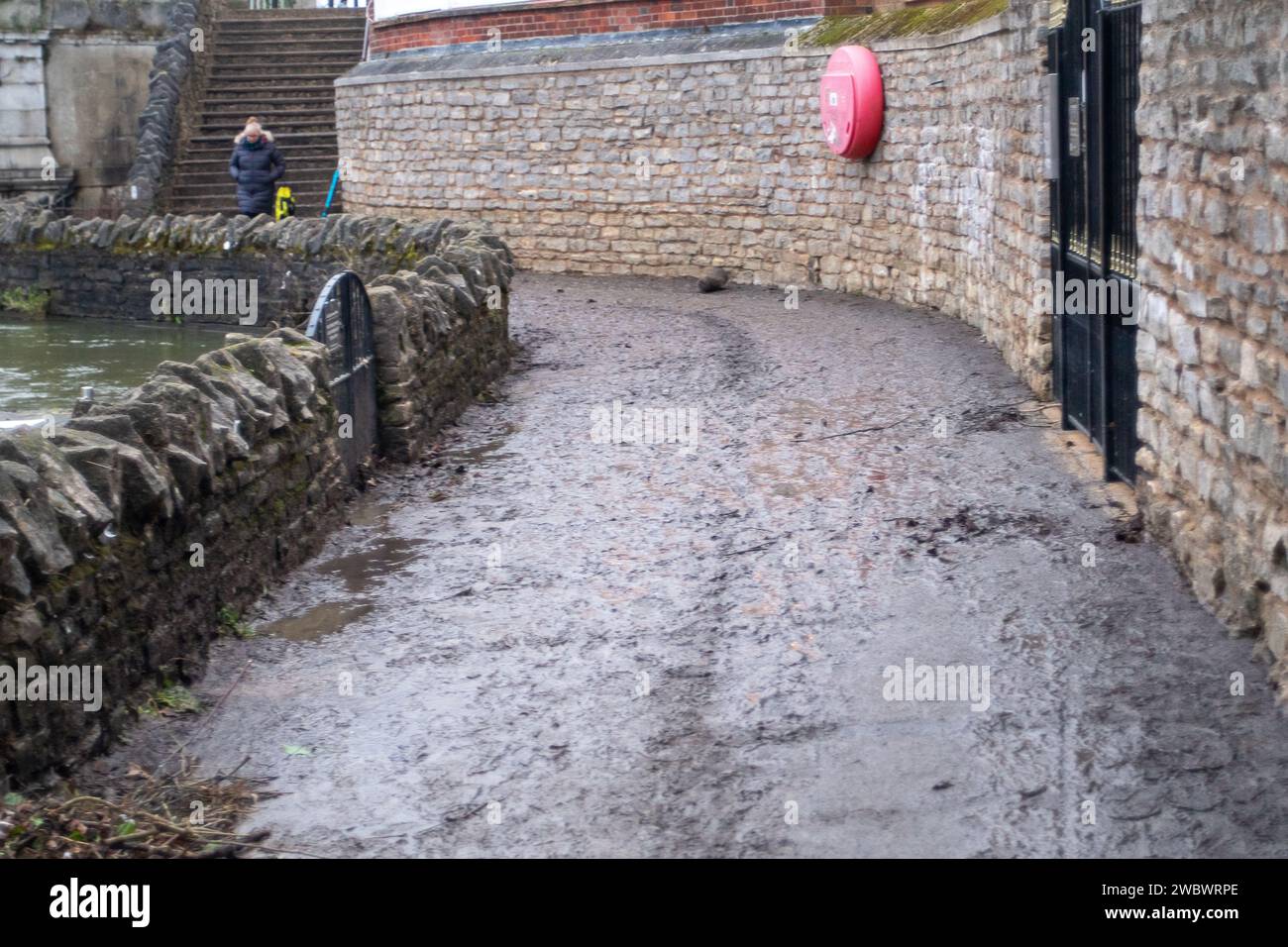 Flooding thames in windsor hi-res stock photography and images - Alamy
