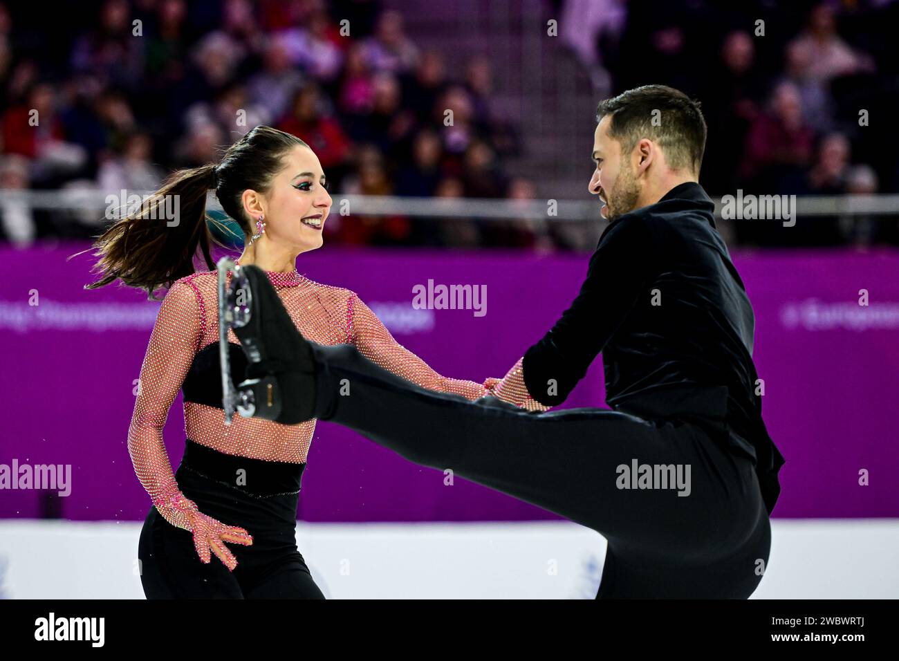 Lilah FEAR & Lewis GIBSON (GBR), during Ice Dance Rhythm Dance, at the ...
