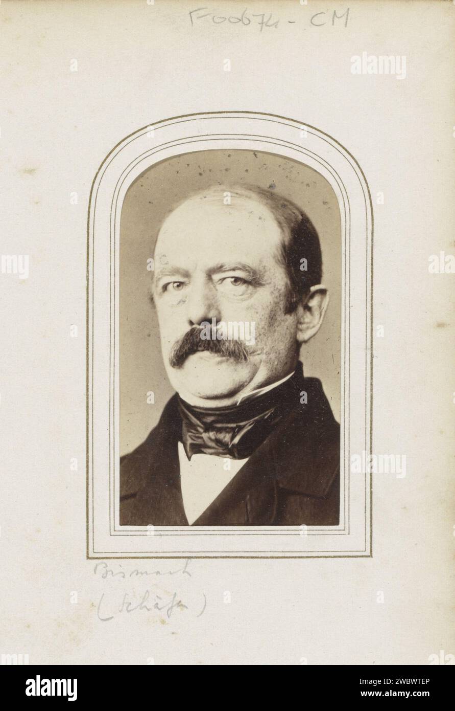 Bismarck e hi-res stock photography and images - Alamy