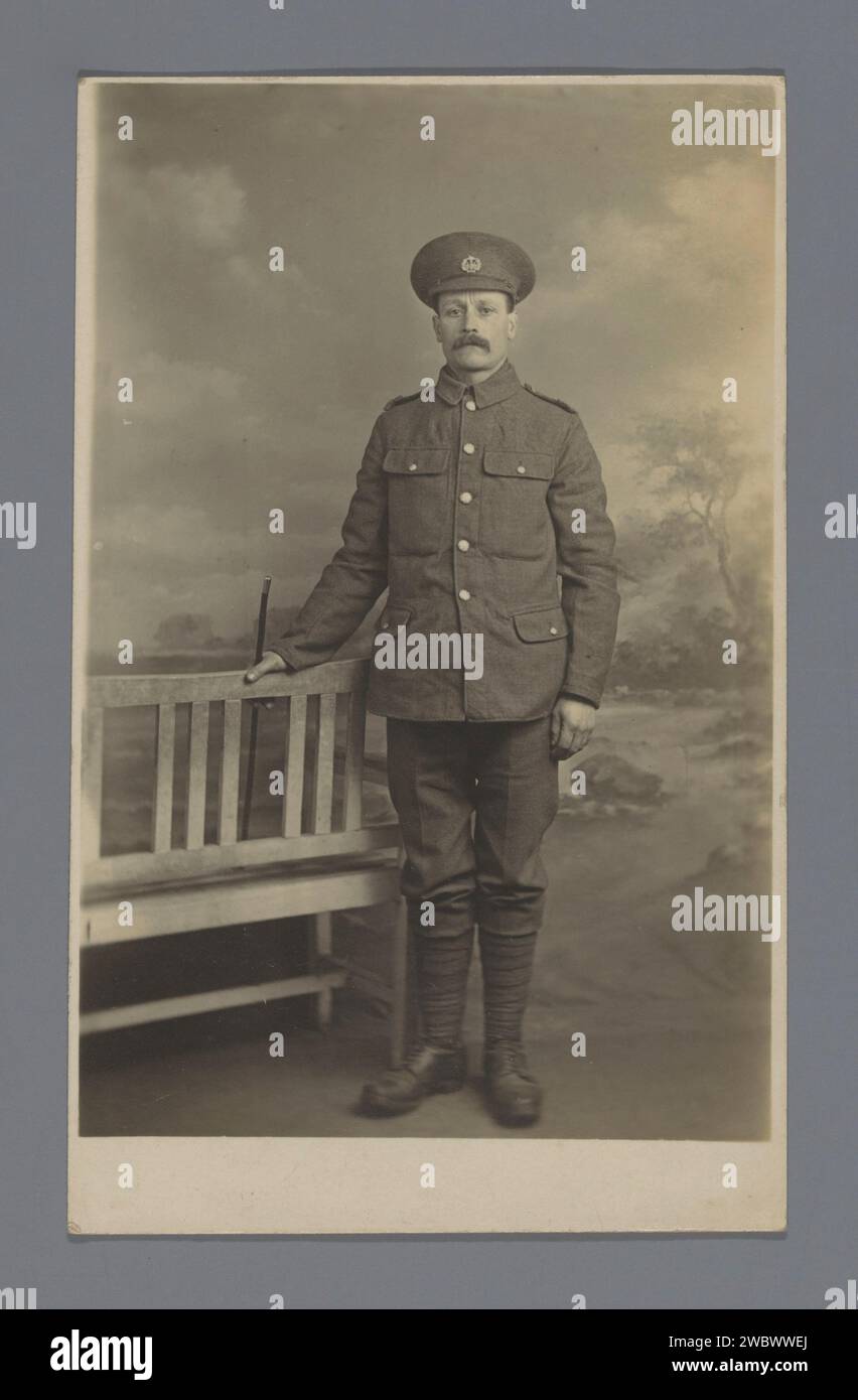 Portrait of an unknown man in uniform, Alfred Seaman, c. 1910 - c. 1920 ...