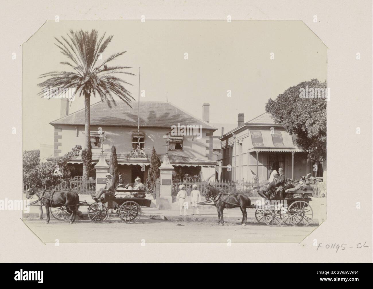 Horse coaches for the Royal Hotel in Durban, Anonymous, c. 1880 - c ...