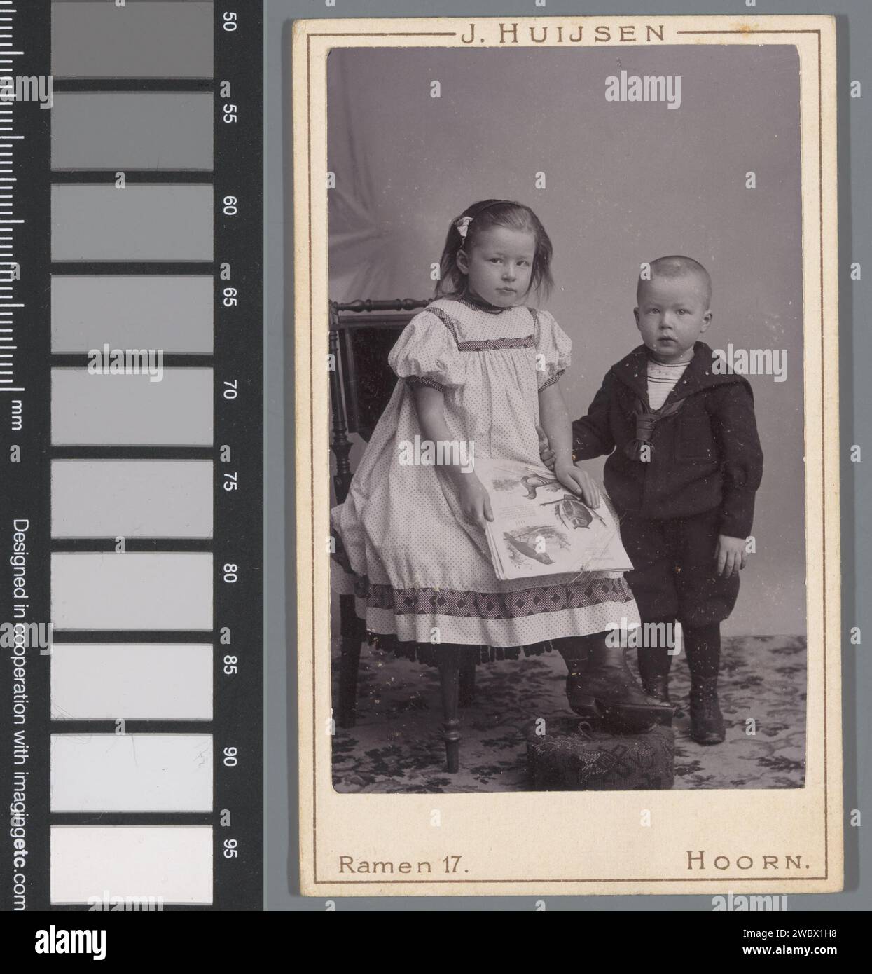 Portrait of two unknown children, Johannes Laurens Theodorus Huijsen ...