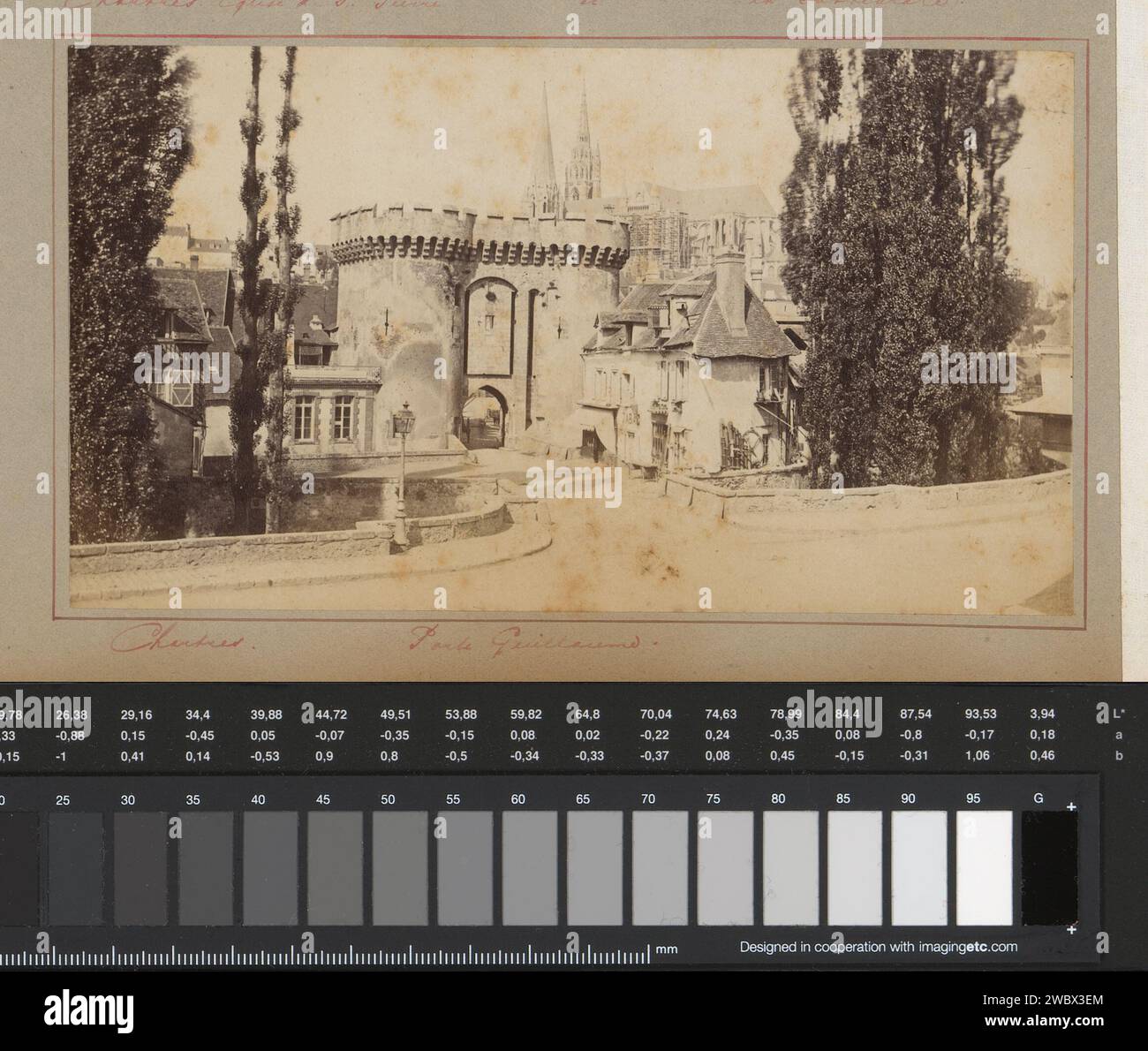 View of Chartres with the Porte Guillaume, Anonymous, 1880 - 1910 ...