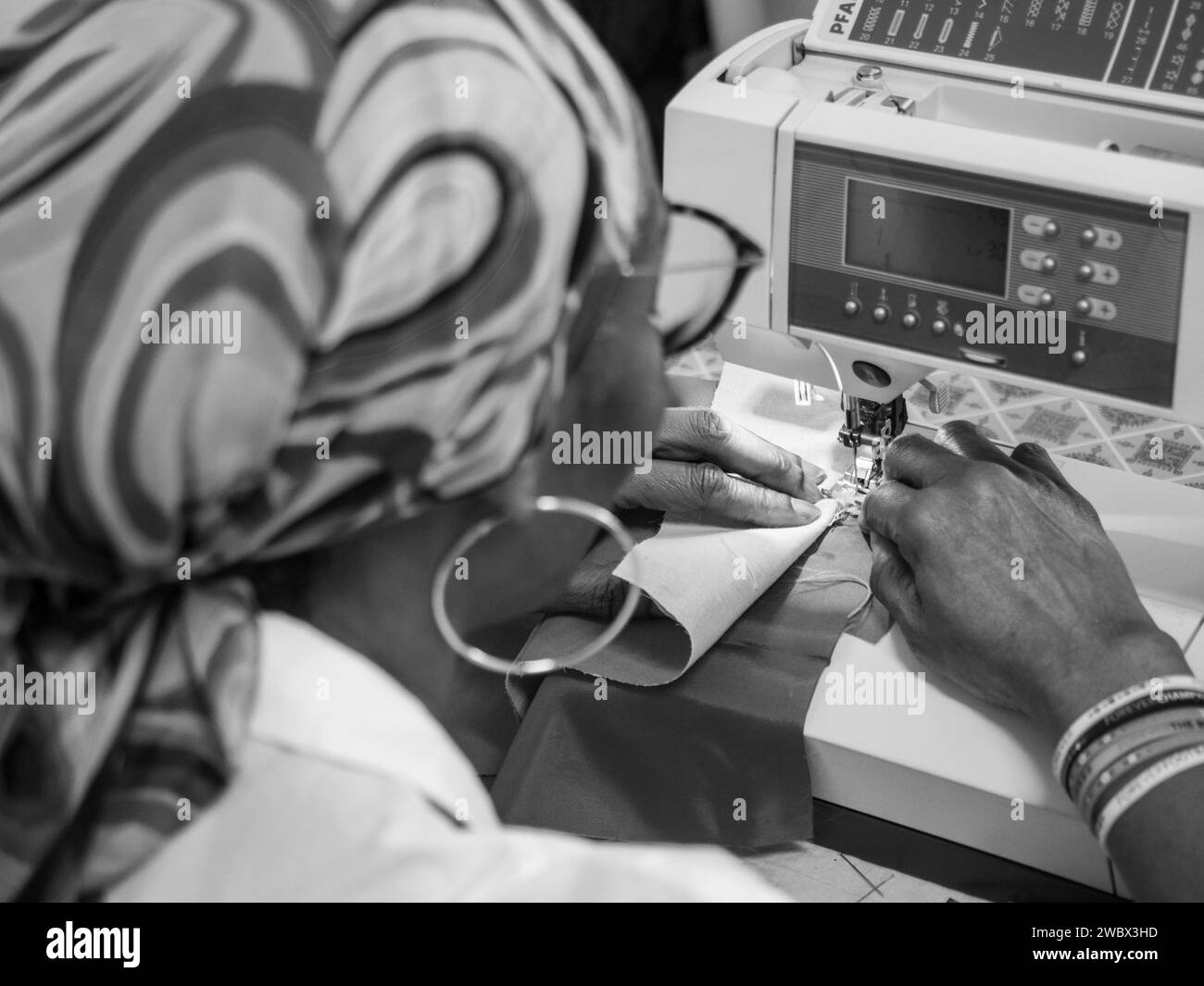 African woman fabric Black and White Stock Photos & Images - Alamy