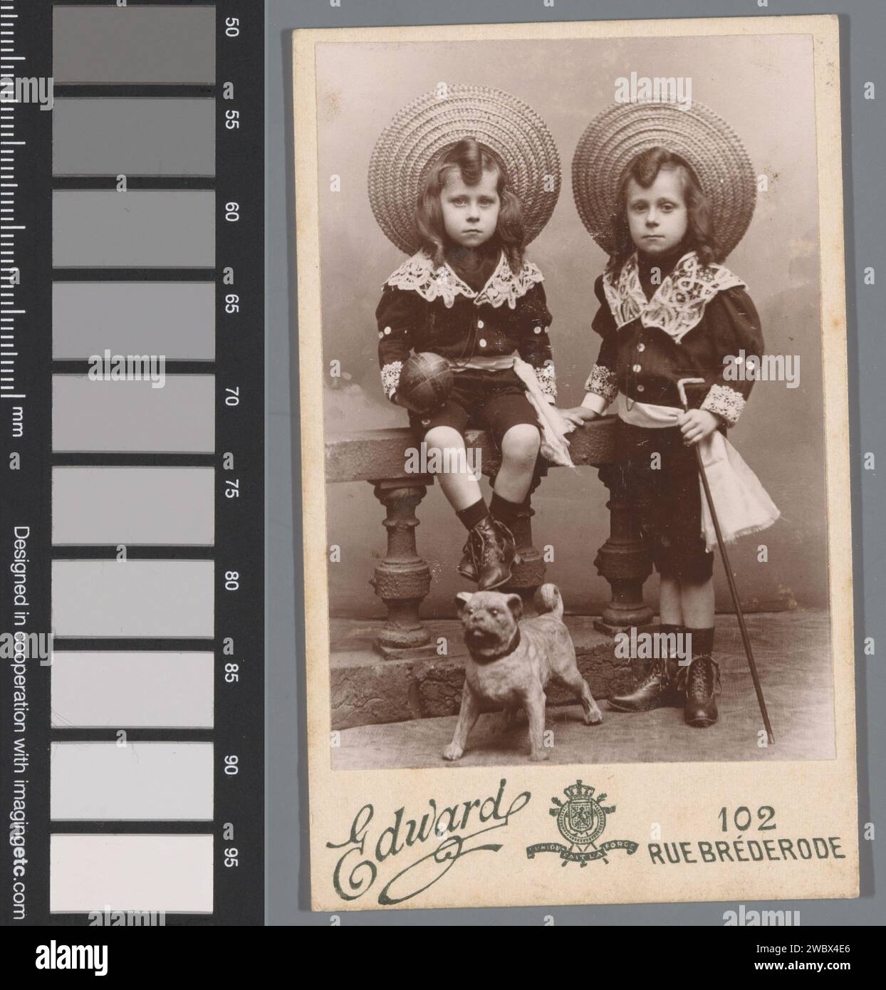 Portrait of two unknown children with hats, Edward van Boghout, 1901 ...