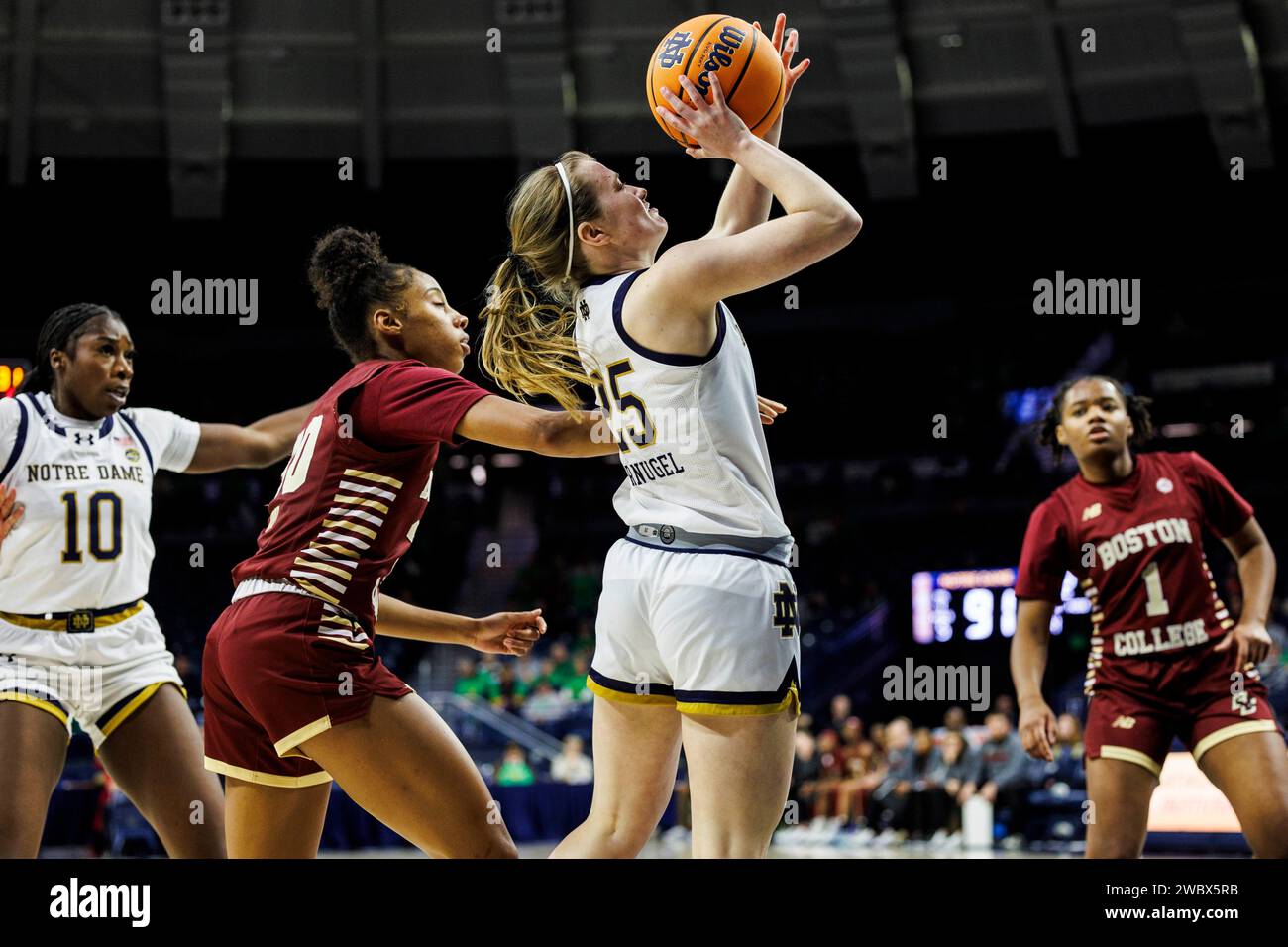 South Bend, Indiana, USA. 11th Jan, 2024. Notre Dame guard Sarah ...