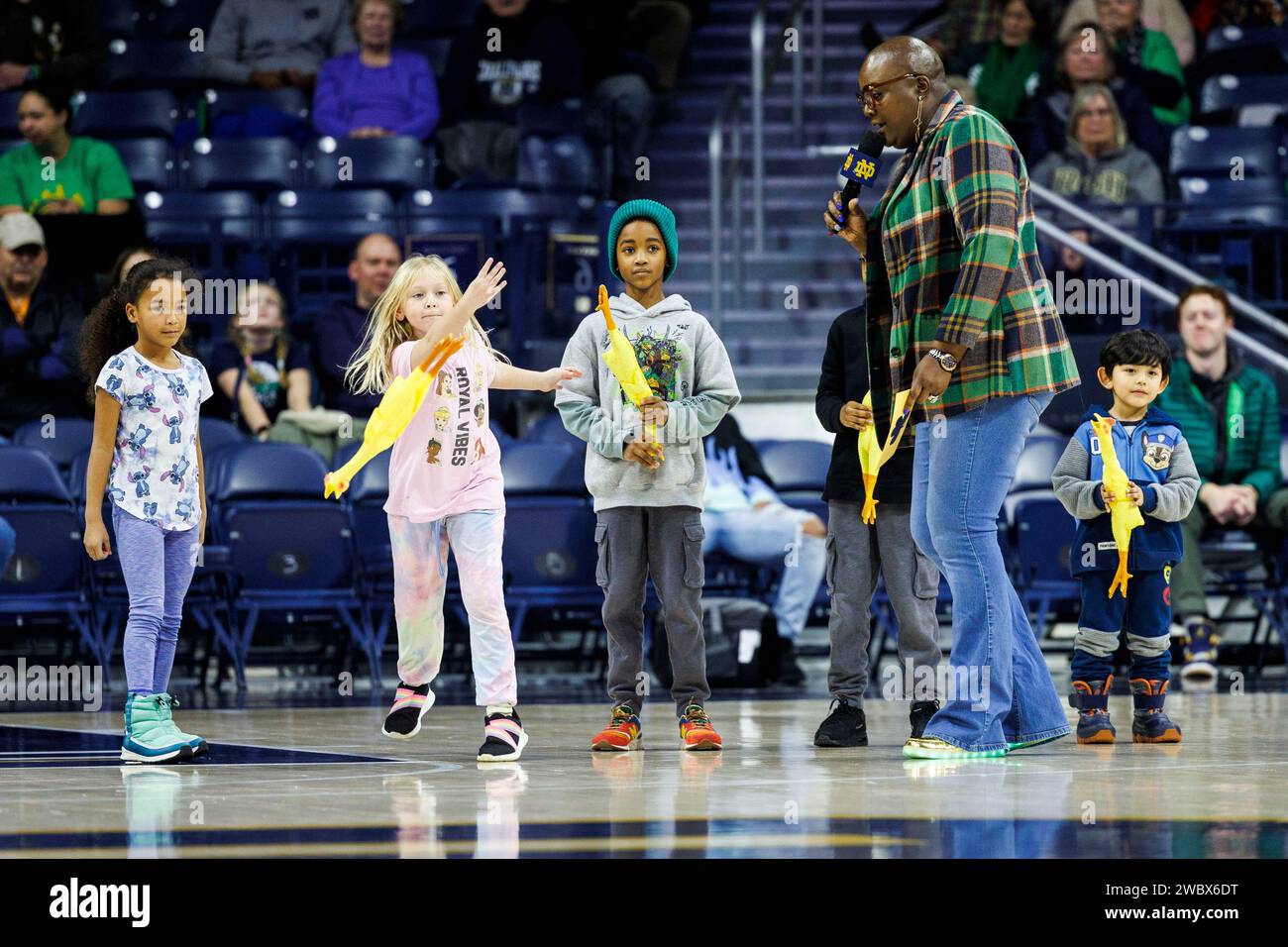 South Bend, Indiana, USA. 11th Jan, 2024. The Chicken toss during NCAA ...