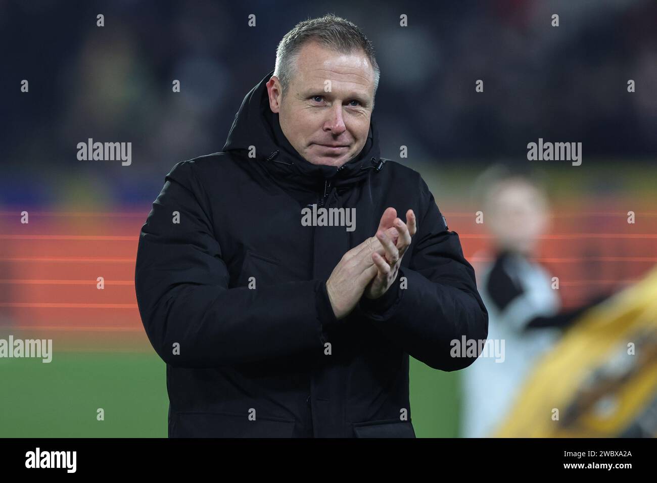 Former hull city player Nick Barmby applauds the fans during the Sky ...