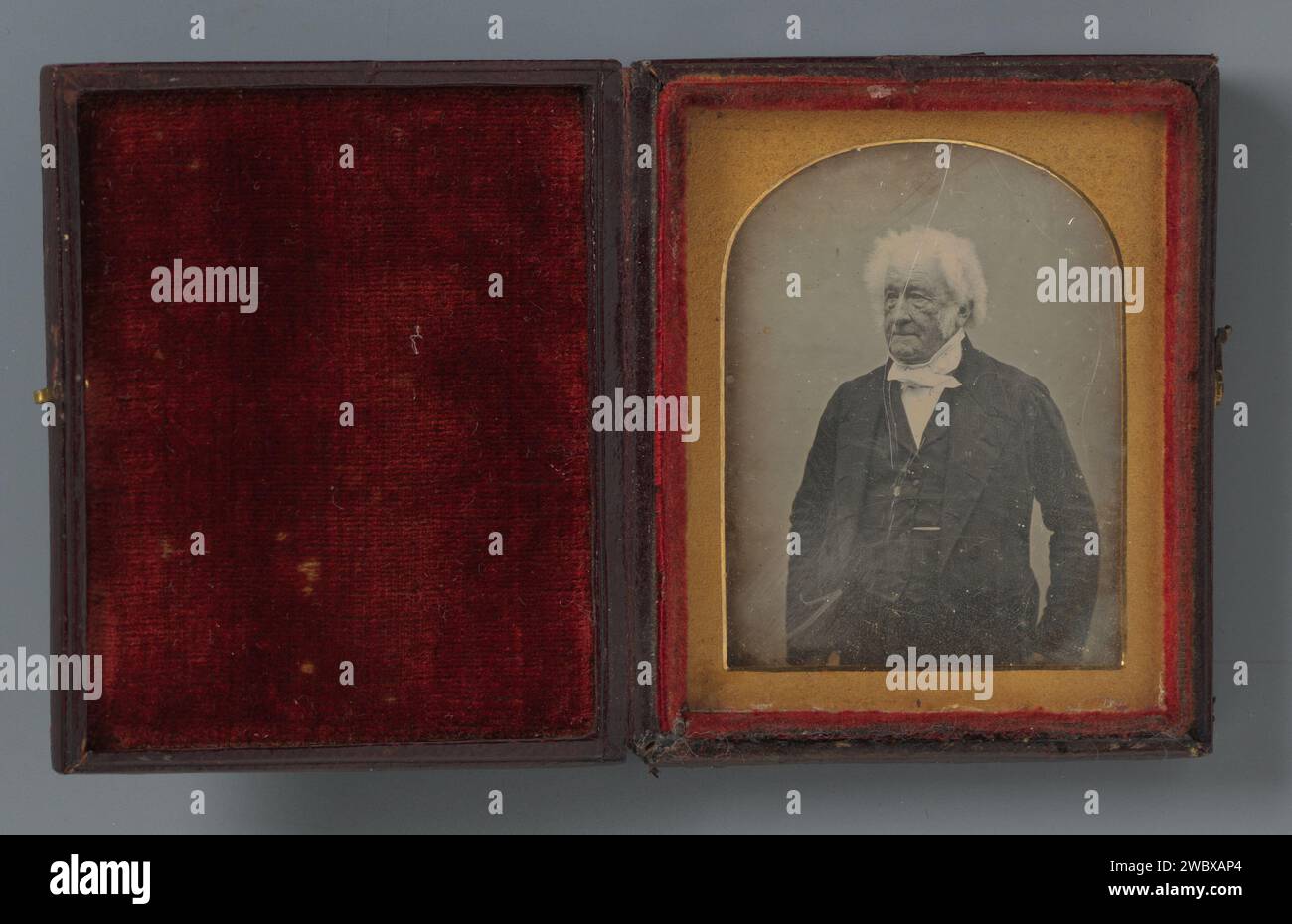 Portrait format image old hi-res stock photography and images - Alamy