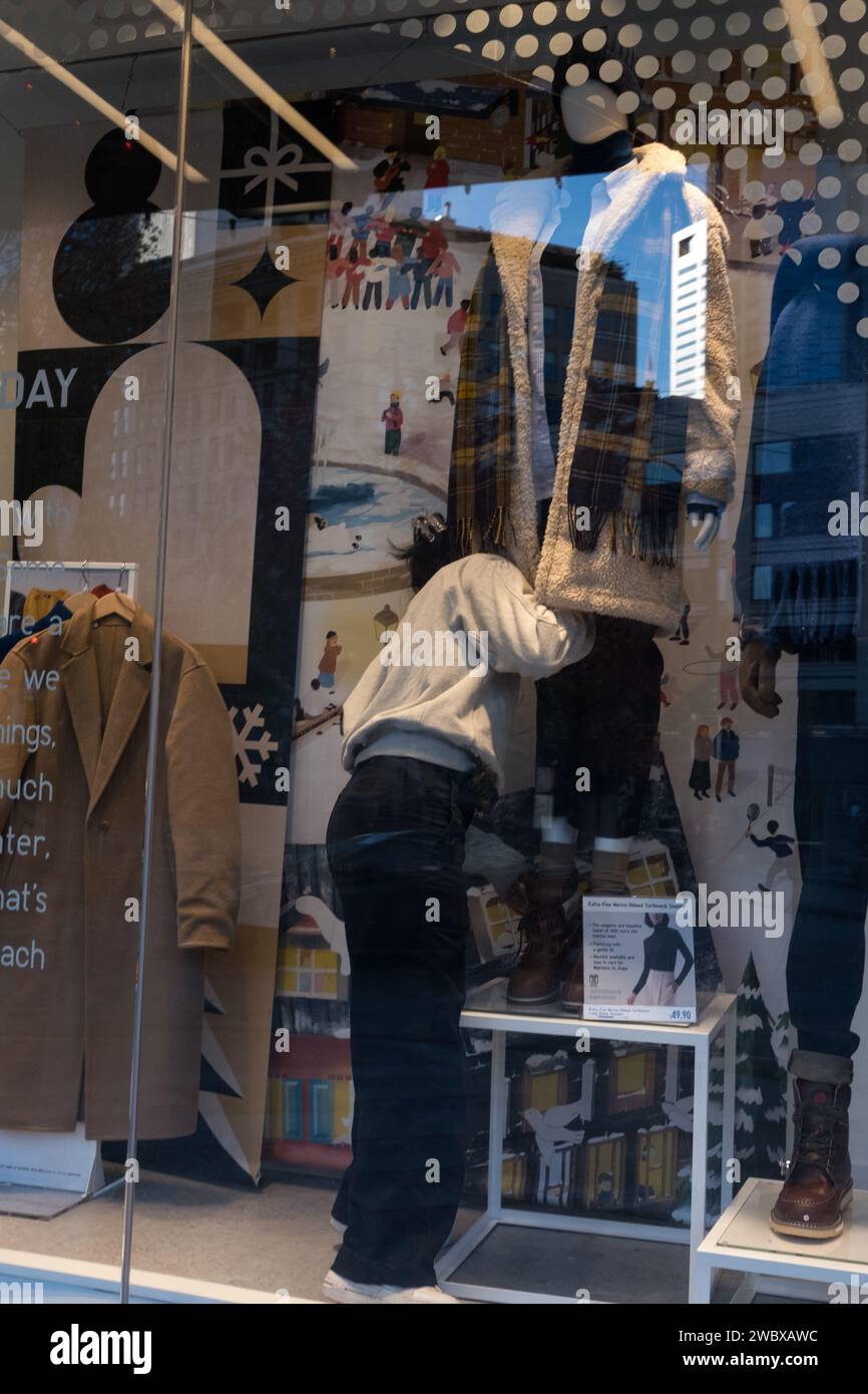 Seattle, USA. 17th Nov, 2023. Downtown style and fashion display in ...