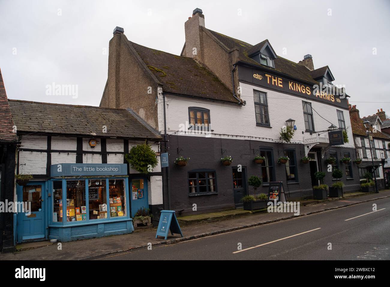 Cookham, UK. 12th January, 2024. A very quiet Cookham High Street. It ...