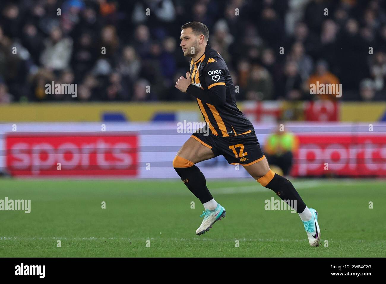 Billy Sharp of Hull City replaces Aaron Connolly of Hull City during ...