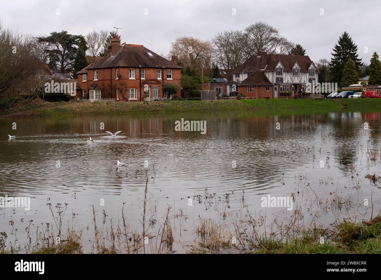 Cookham flooding hi-res stock photography and images - Alamy