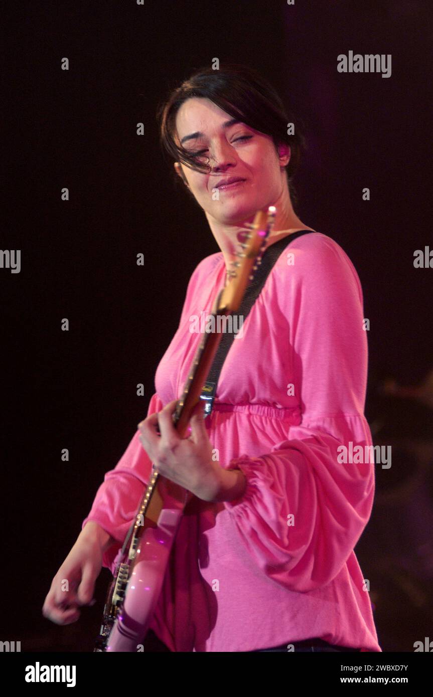 Carmen consoli photographs 2003 hi-res stock photography and images - Alamy