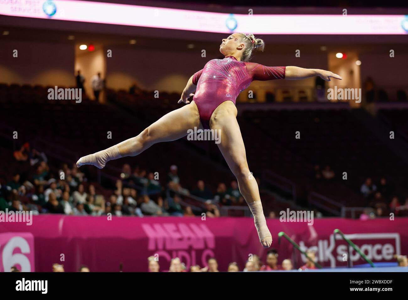 Oklahoma's Ragan Smith competes on the floor exercise during an NCAA ...