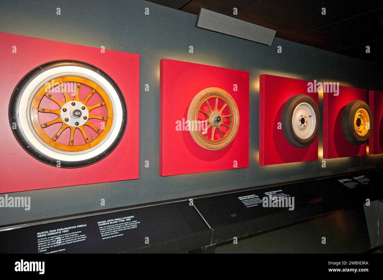Old wheels with tires (1907-1927), Museo Nazionale dell'Automobile ...