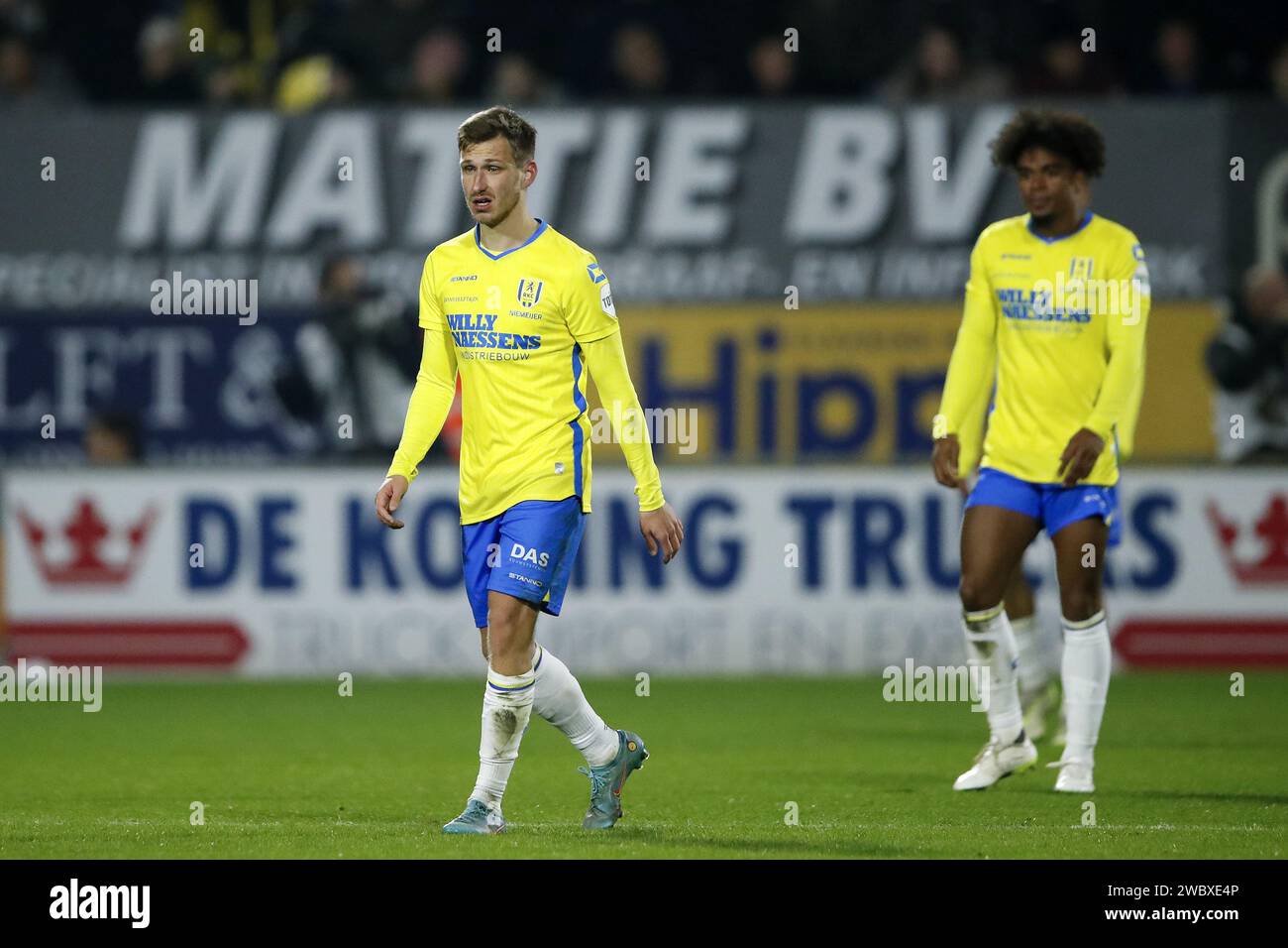 WAALWIJK - (l-r) Reuven Niemeijer of RKC Waalwijk, Godfried Roemeratoe of RKC Waalwijk during ...