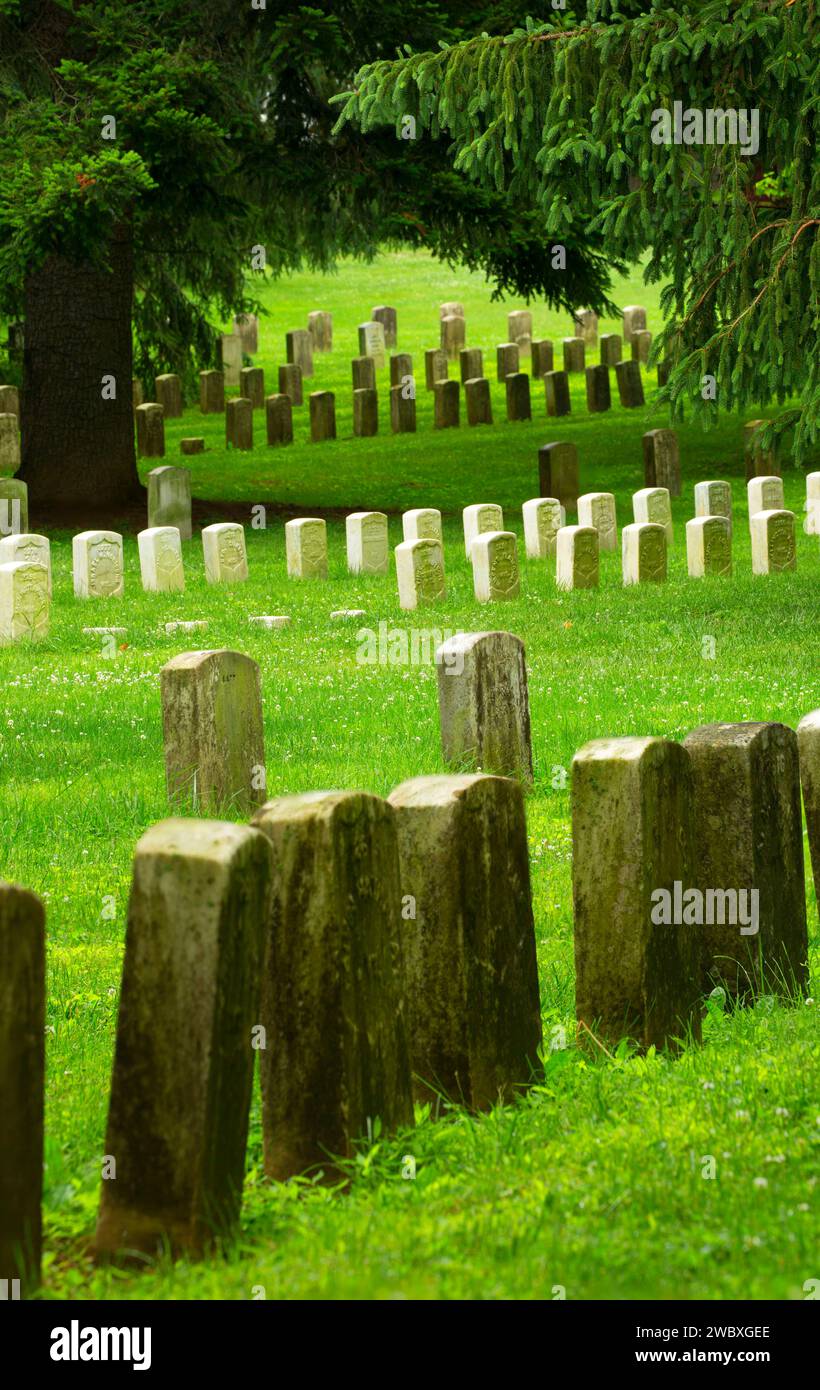 Grave rows, Antietam National Cemetery, Maryland Stock Photo - Alamy