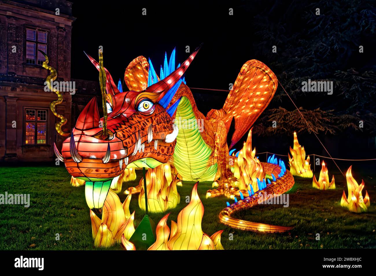 Dragon fire 12 hi-res stock photography and images - Alamy