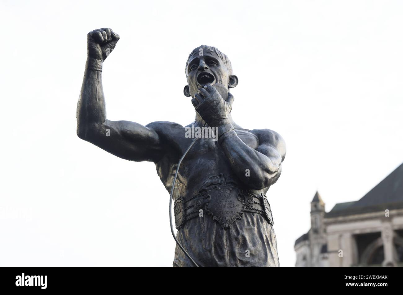 Statue of the former world champion boxer and boxing hero, John 'Rinty ...