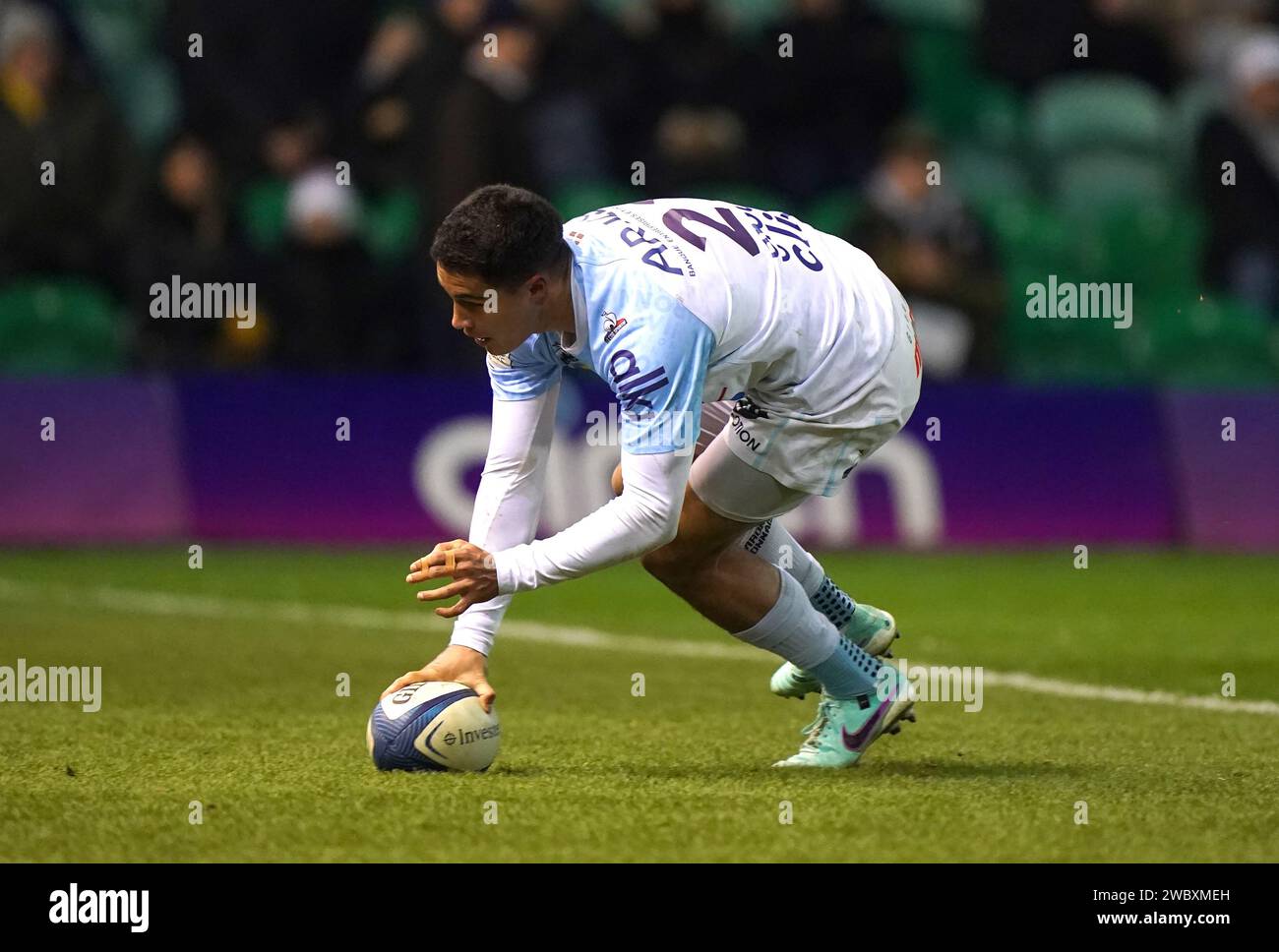 Aviron Bayonnais' Tom Spring scores their side's first try of the game ...