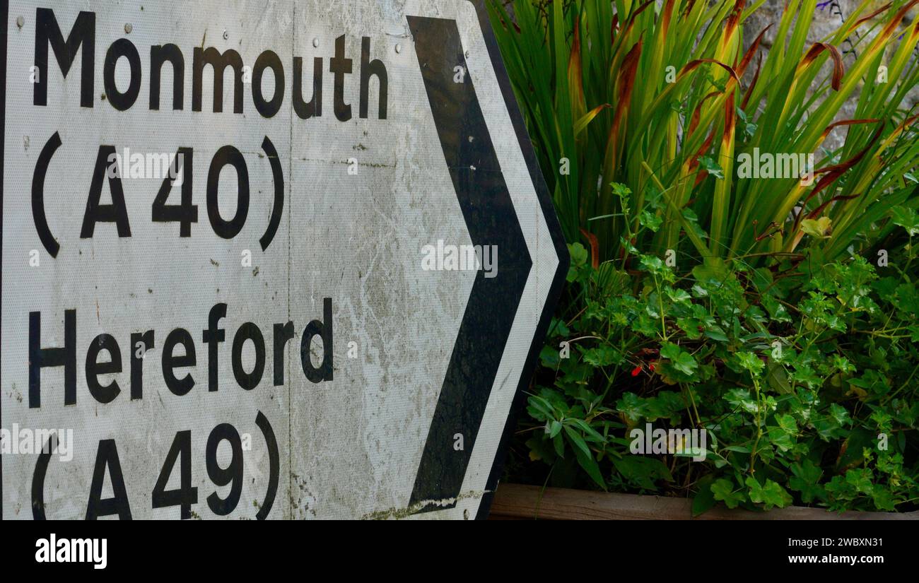 Directional information road sign: black arrow the centre of Ross on ...