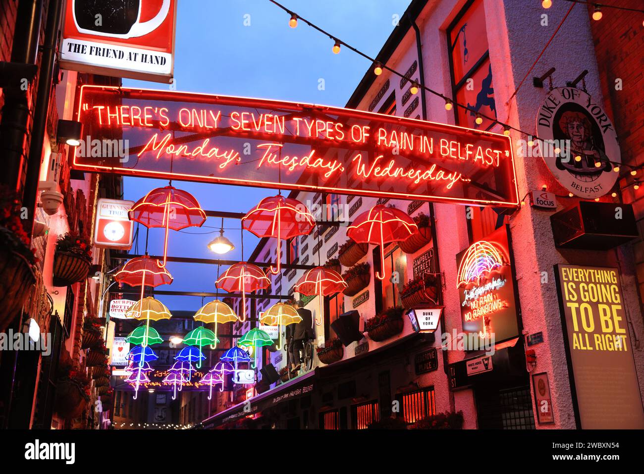 The Duke of York, a traditional, popular Belfast pub, with craic, music ...