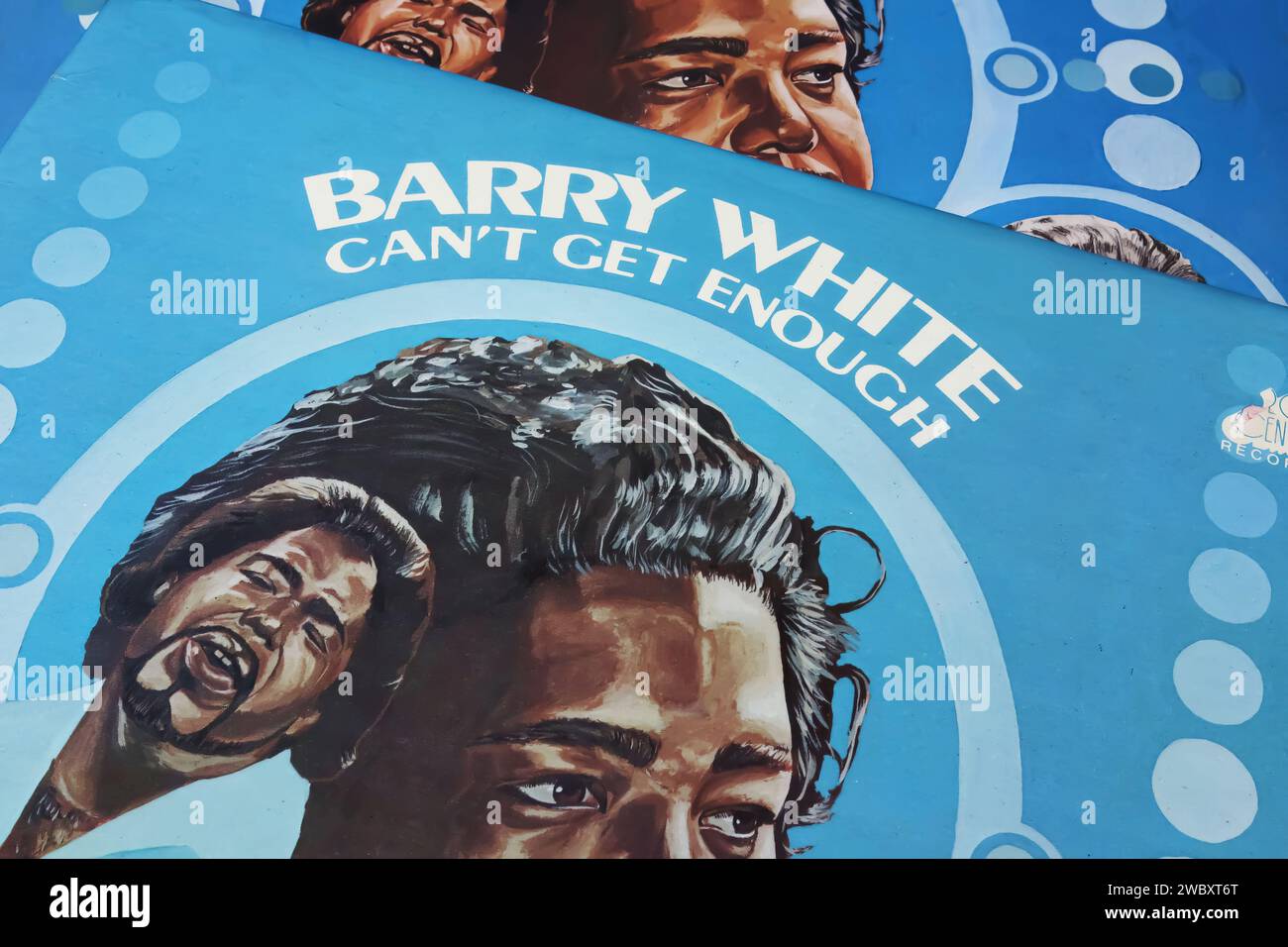 Barry white singer hi-res stock photography and images - Alamy