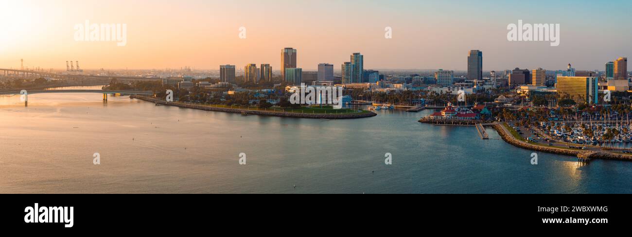 Aerial panoramic view of the Long Beach coastline, harbour, skyline and ...