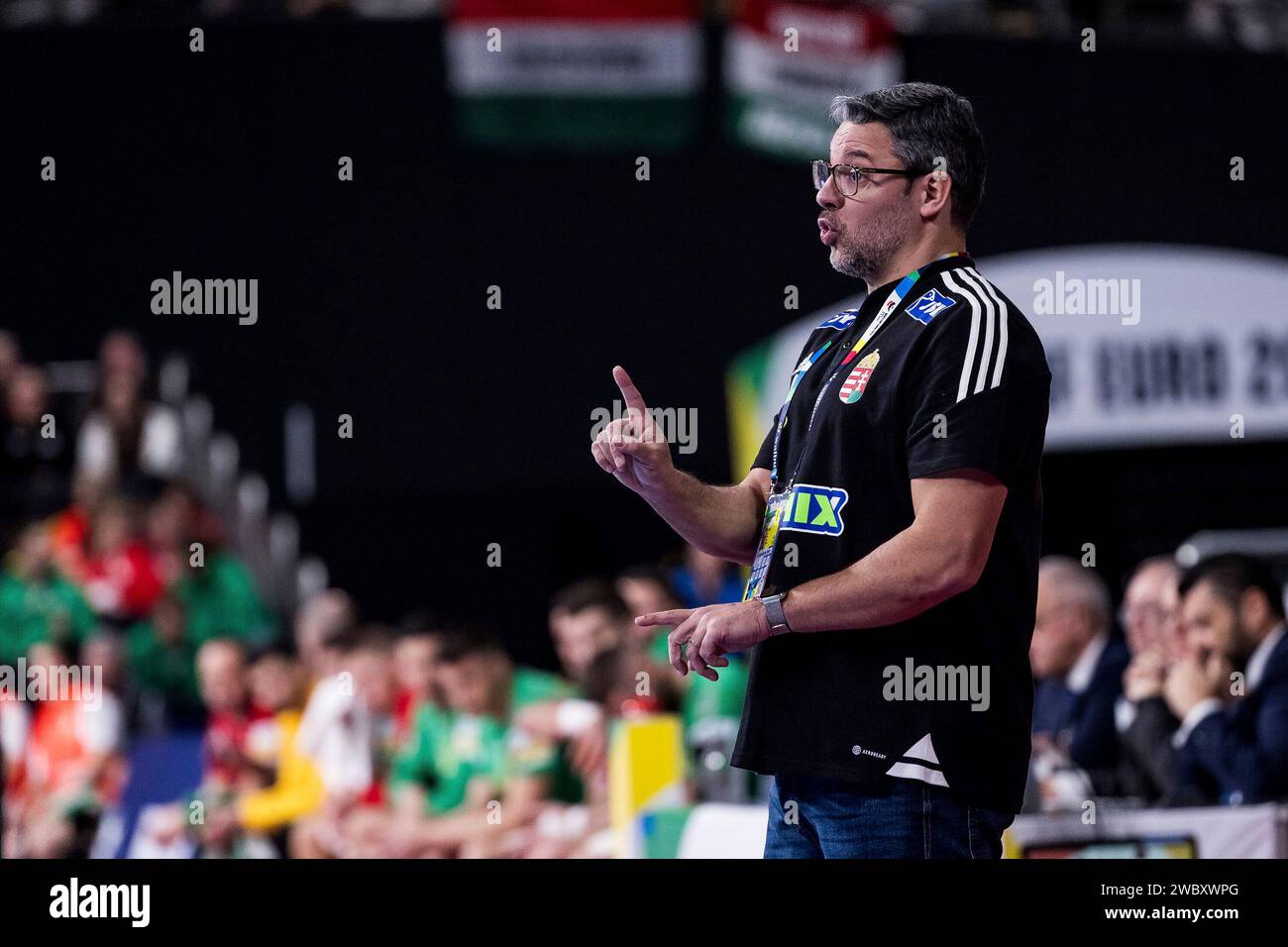Miguel Angel Velasco Encinas (Trainer Ungarn) gestikuliert MEN?S EHF ...