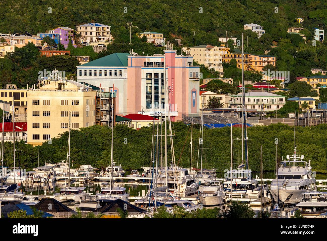 Ups cineplex hi-res stock photography and images - Alamy