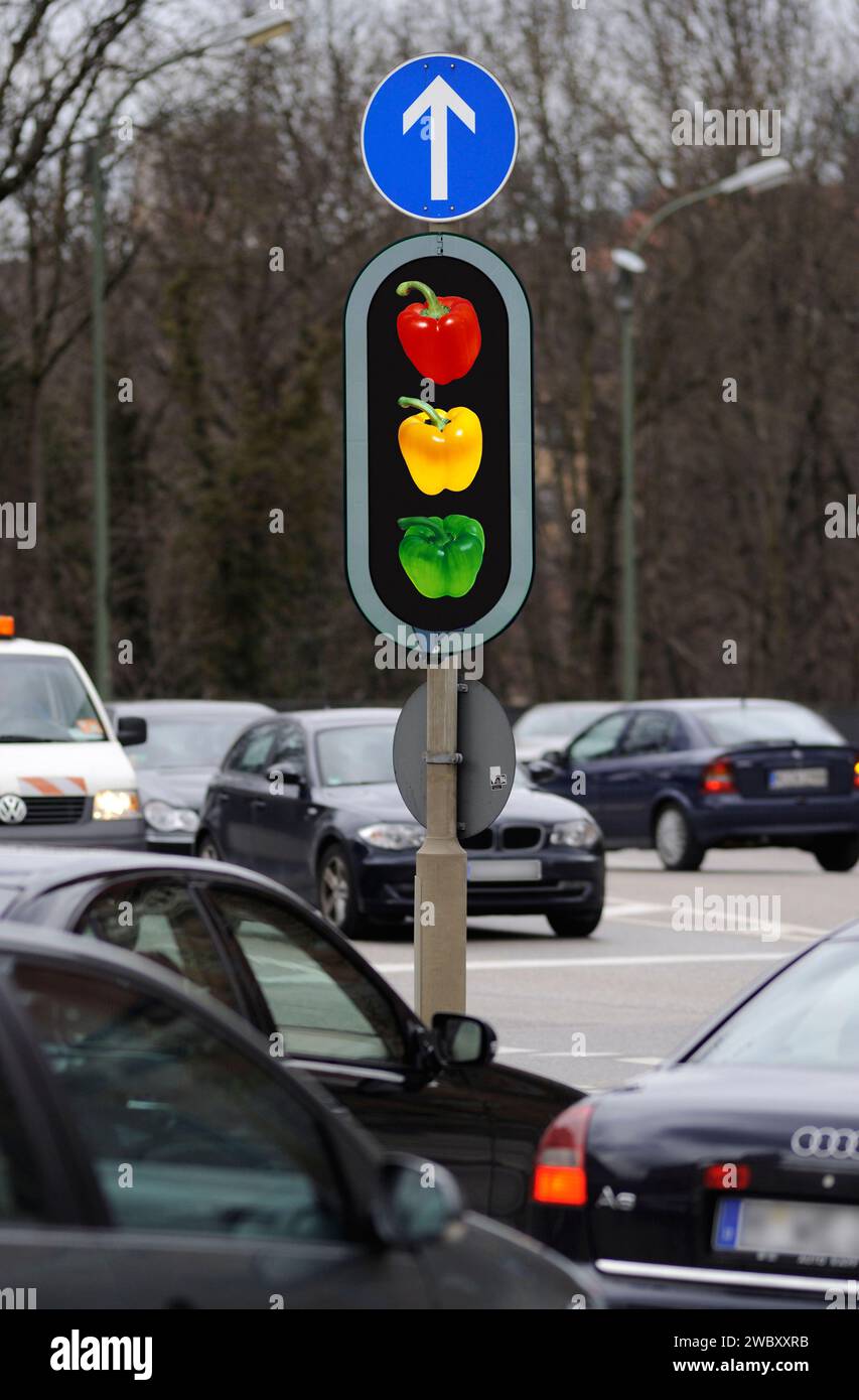 Traffic light plant hi-res stock photography and images - Alamy