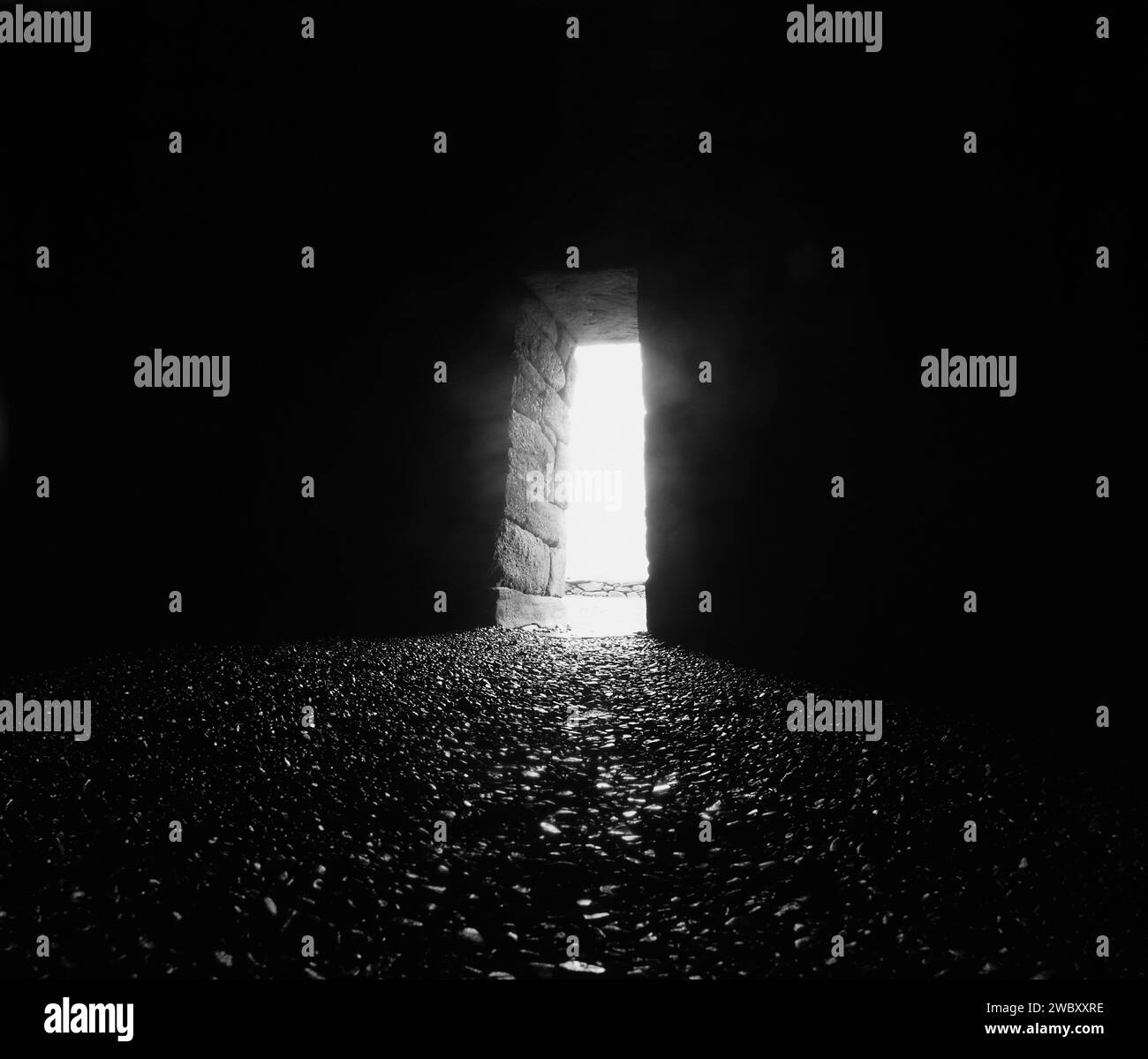 Ancient beehive stone hut Black and White Stock Photos & Images - Alamy