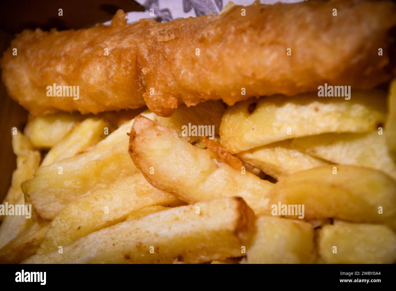 Cambourne chip shop fish and chips Stock Photo - Alamy