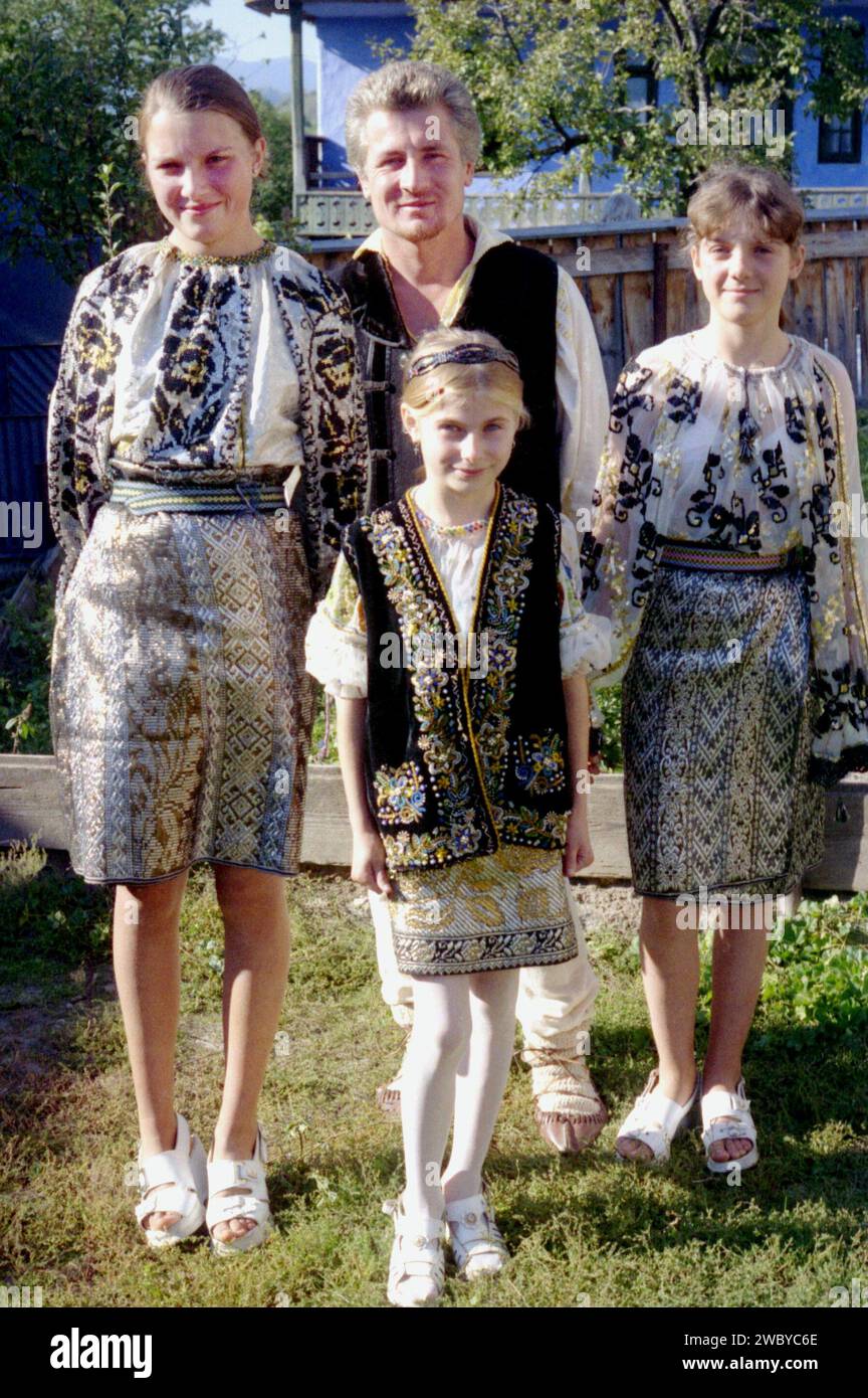 Negrilesti, Vrancea County, Romania, 2000. The folk artist Toma Avram ...